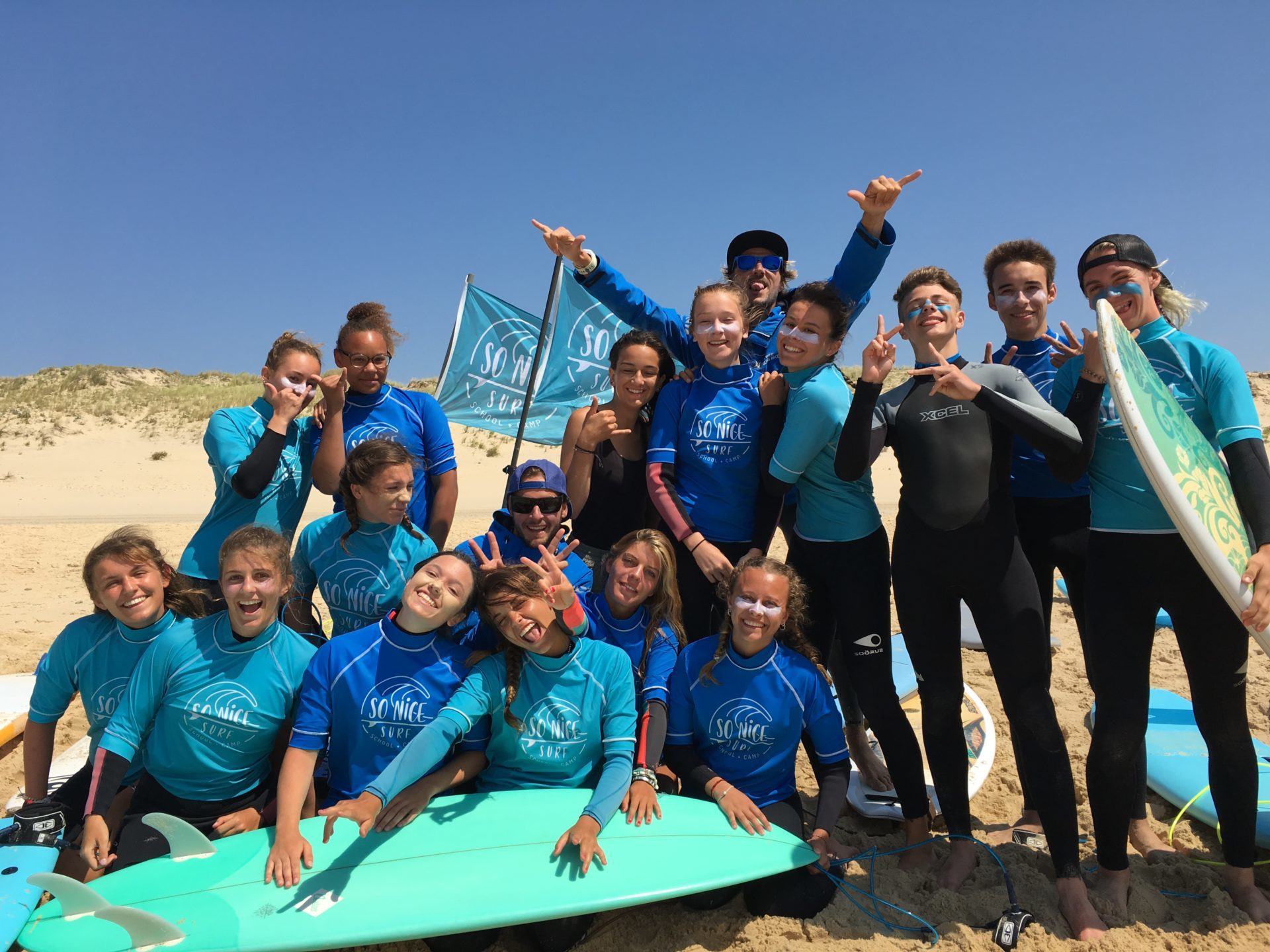 Stage de surf et camp pour ados à Le Porge proche Lacanau - So Nice ...